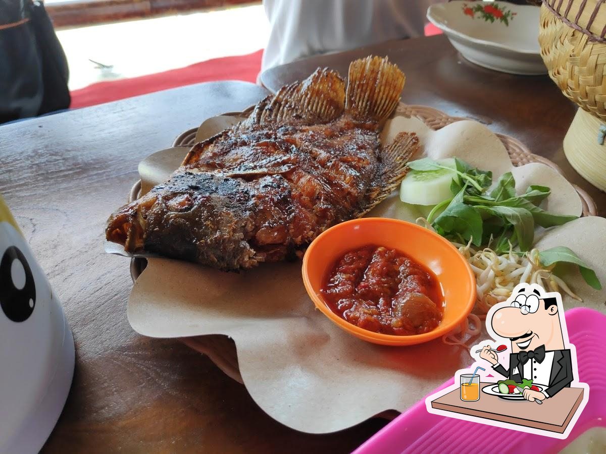 RUMAH MAKAN TAMBAK APUNG restaurant, Indonesia - Restaurant reviews