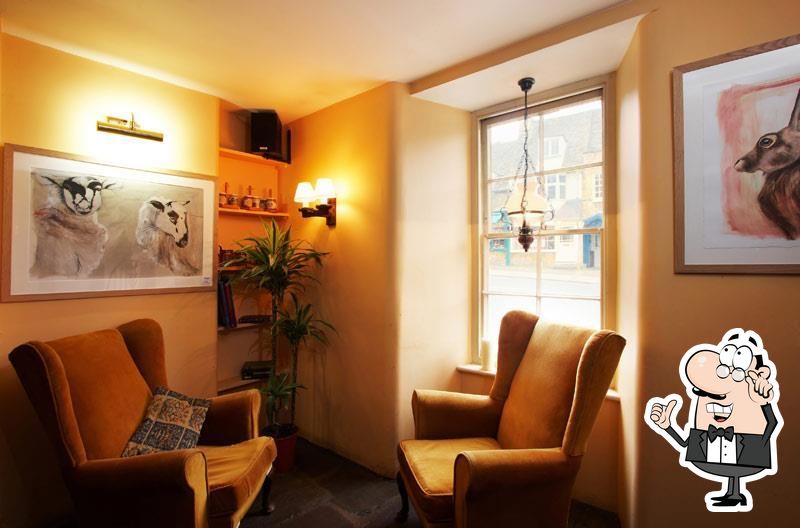 Golden Pheasant Inn in Burford - Restaurant menu and reviews