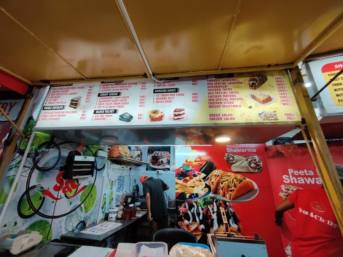 Menu at Delhi Chaap & Momos by Hungry Hippos, Bhubaneswar
