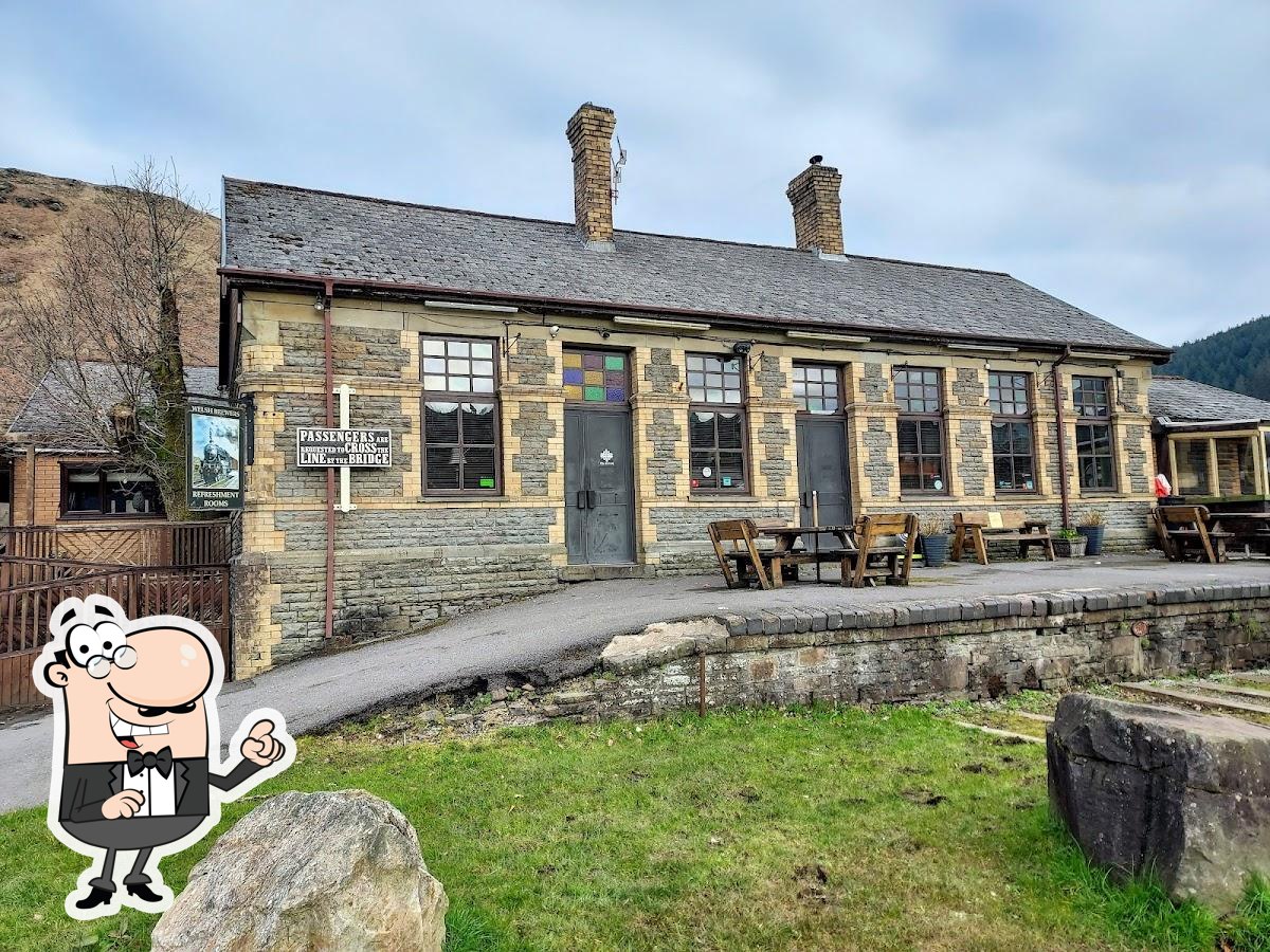 Refreshment Rooms, Cymmer - Restaurant menu, prices and reviews