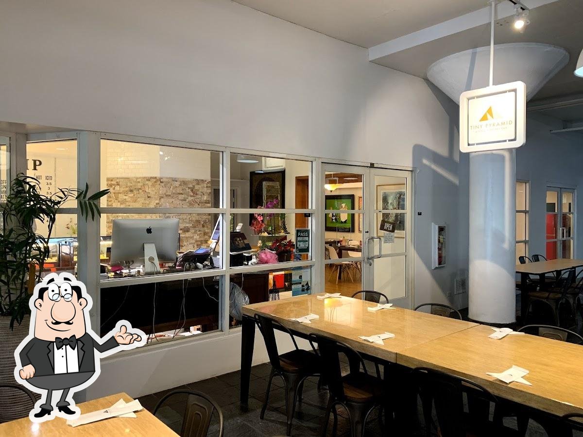 Tiny Pyramid in Honolulu - Restaurant reviews