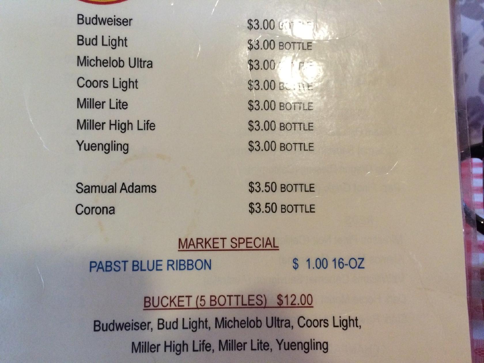 Menu at Cahill's Market & Chicken Kitchen restaurant, Bluffton