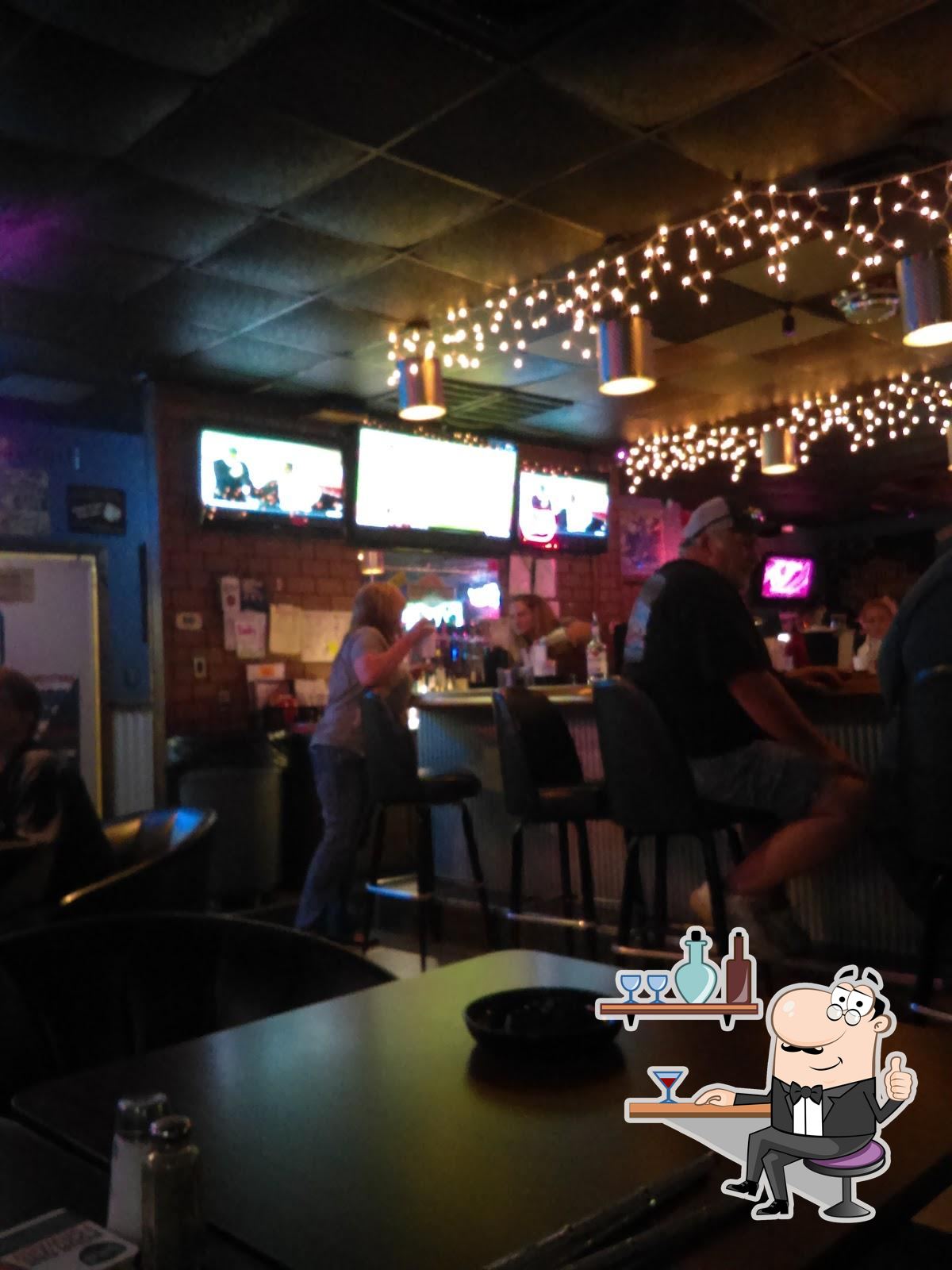 Sportsters Billiards Bar and Grill, Hueytown - Restaurant menu, prices ...