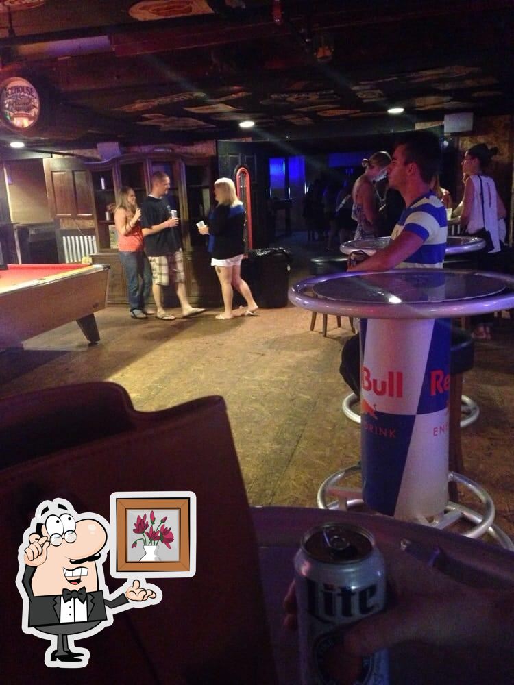 The Improper Bostonian - Live Music Venue & Bar, Dennis - Restaurant ...