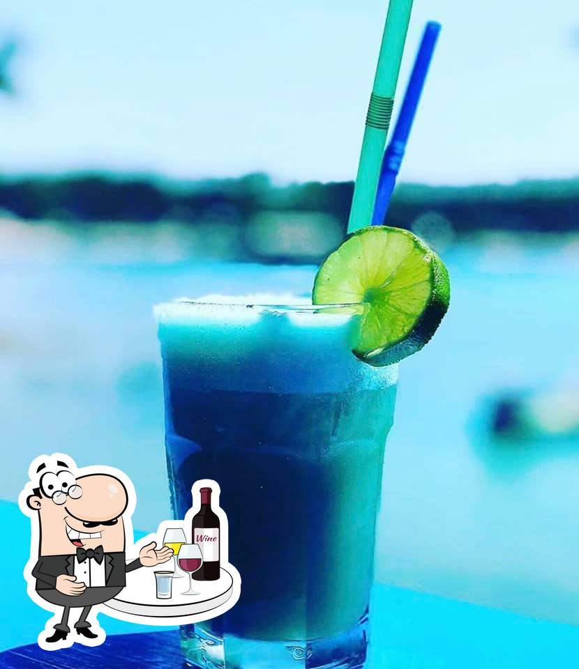 Big Mama Beach Bar, Pula - Restaurant reviews