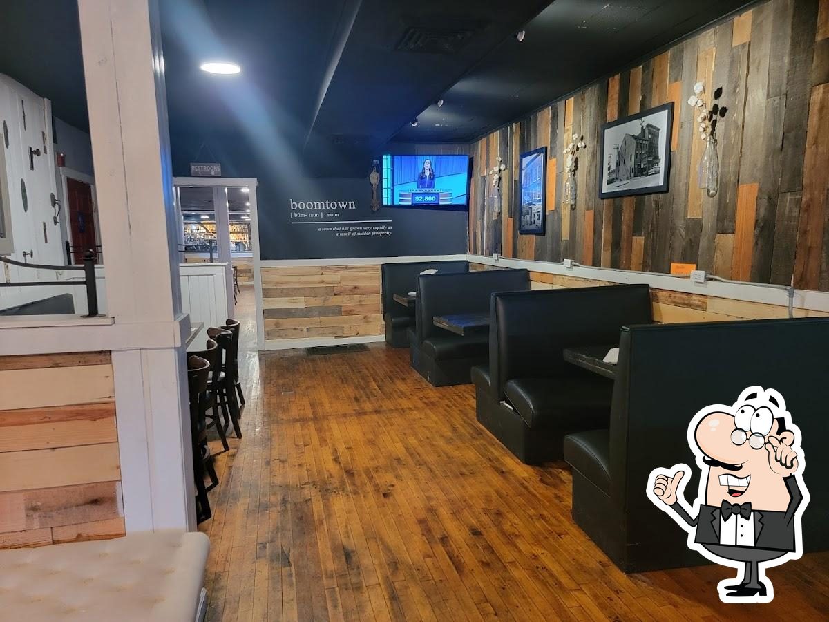 Boomtown Kitchen in New Albany - Restaurant menu and reviews