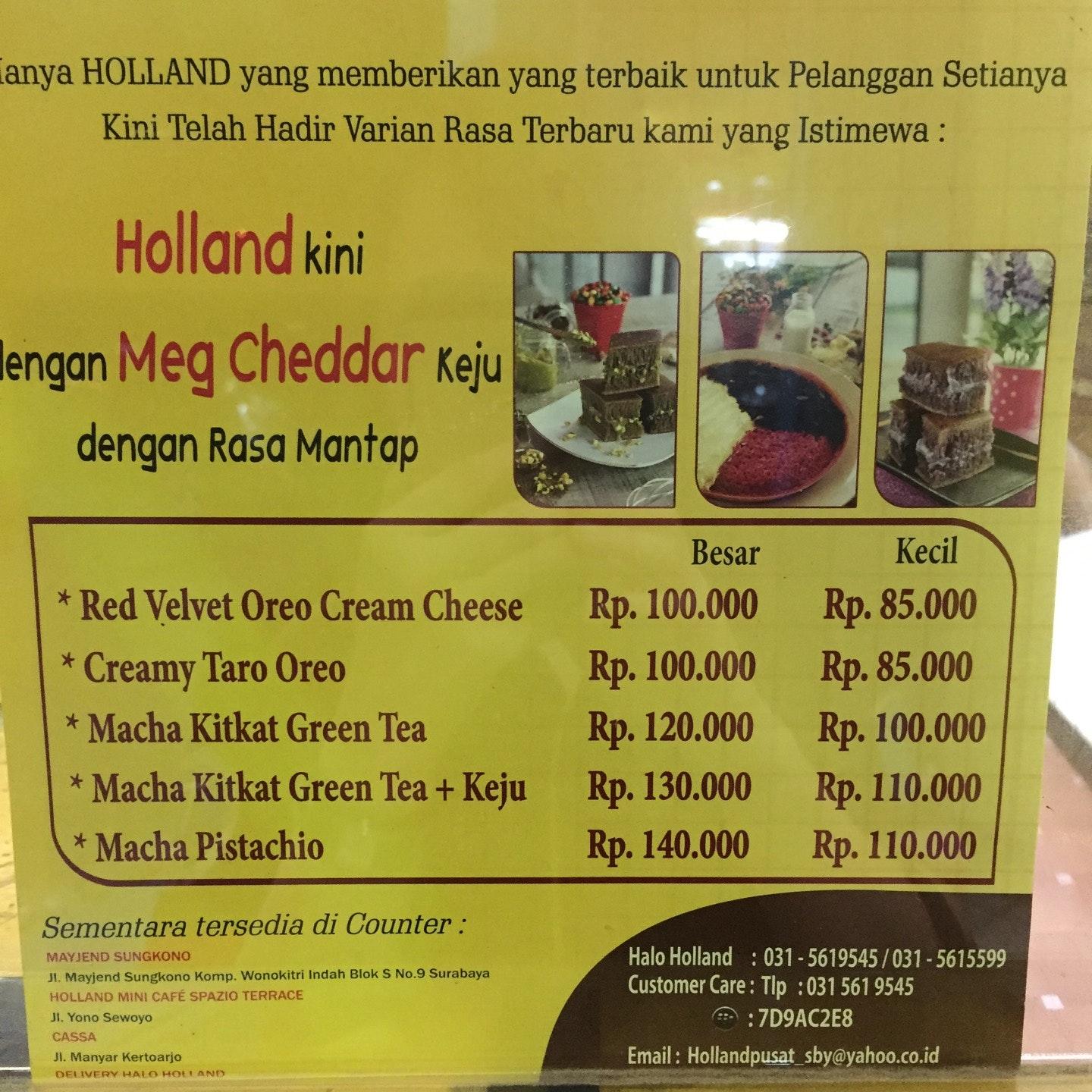 Holland Martabak Terang Bulan restaurant, Surabaya, Jl. Raya Manyar No ...