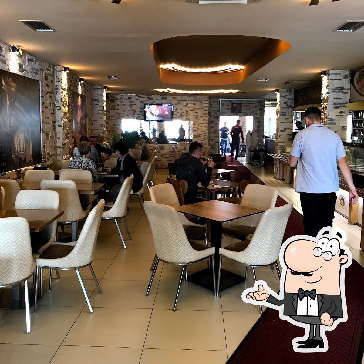 Roof Food restaurant, Prishtina, Prishtinë - Restaurant reviews