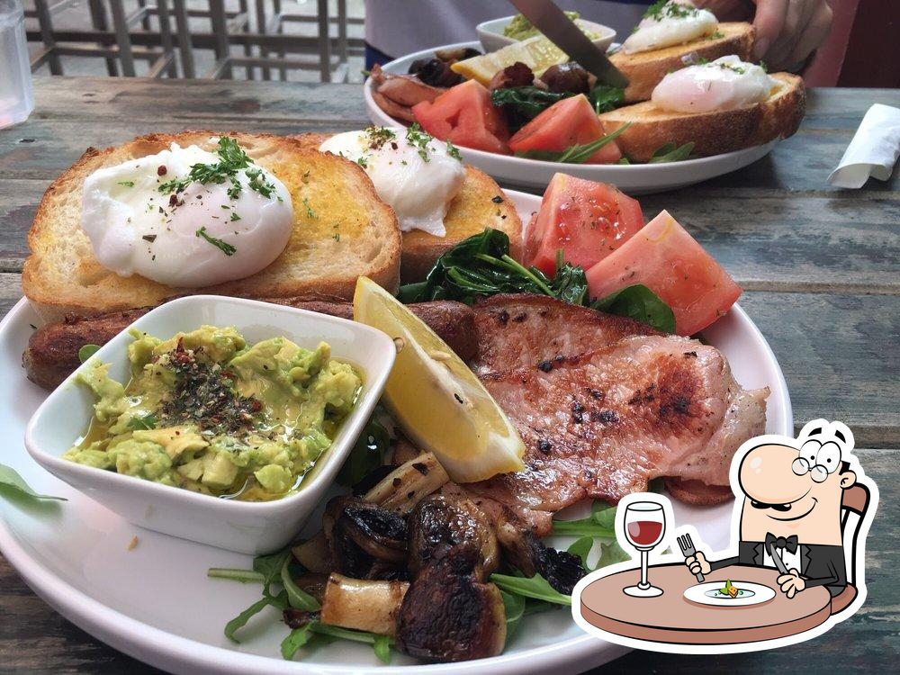 Five Sisters Cafe and Bar in South Brisbane - Restaurant menu and reviews