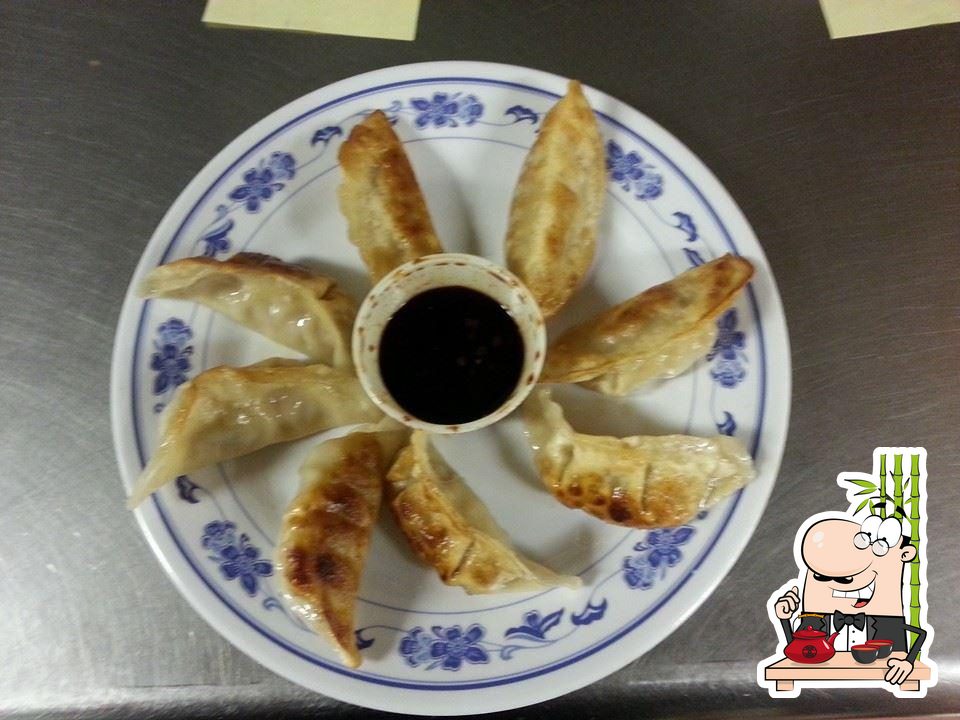 Food Lee, 2329 Cumberland Square Dr in Bettendorf - Restaurant menu and ...