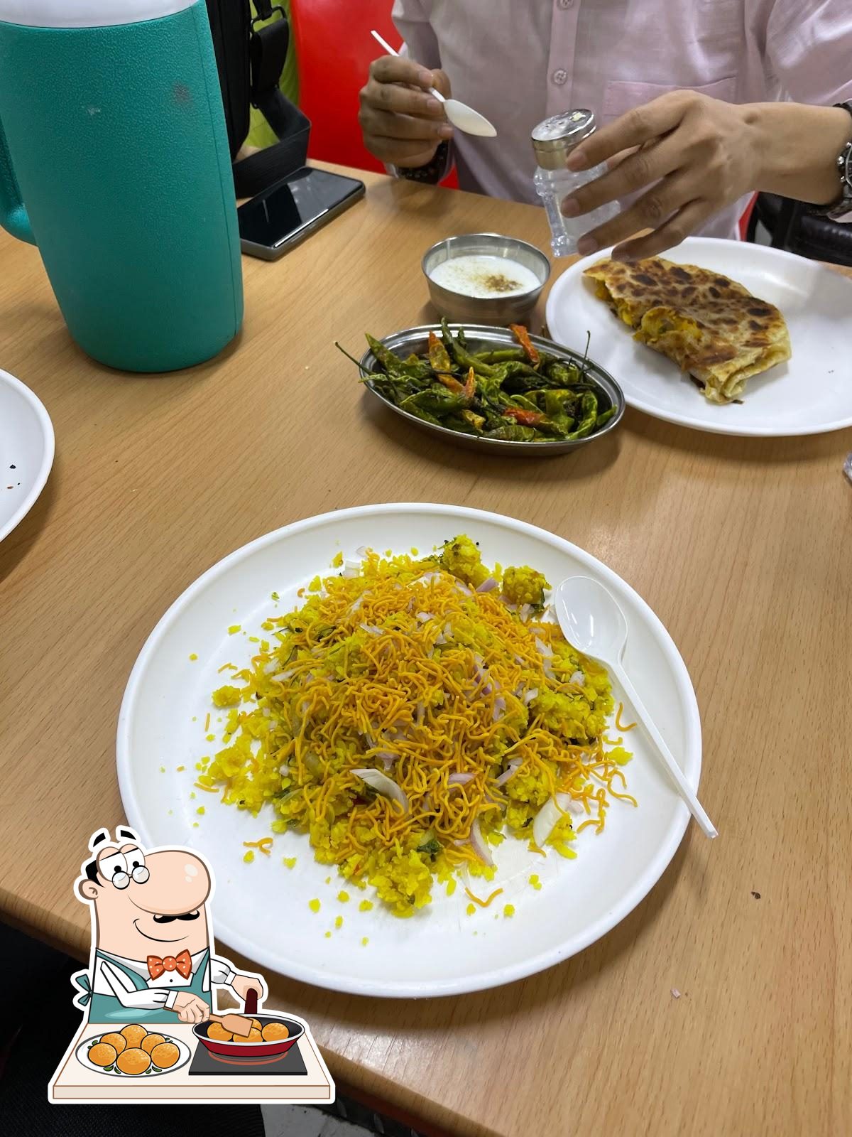 Honeyz fast food, Dubai - Restaurant menu, prices and reviews