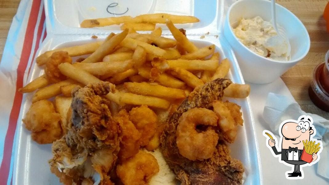 JJ Fish & Chicken, 2567 Burr St in Gary - Restaurant menu and reviews