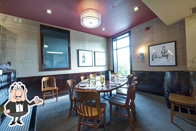 Miller Tavern, 3885 Yonge St in Toronto - Restaurant menu and reviews