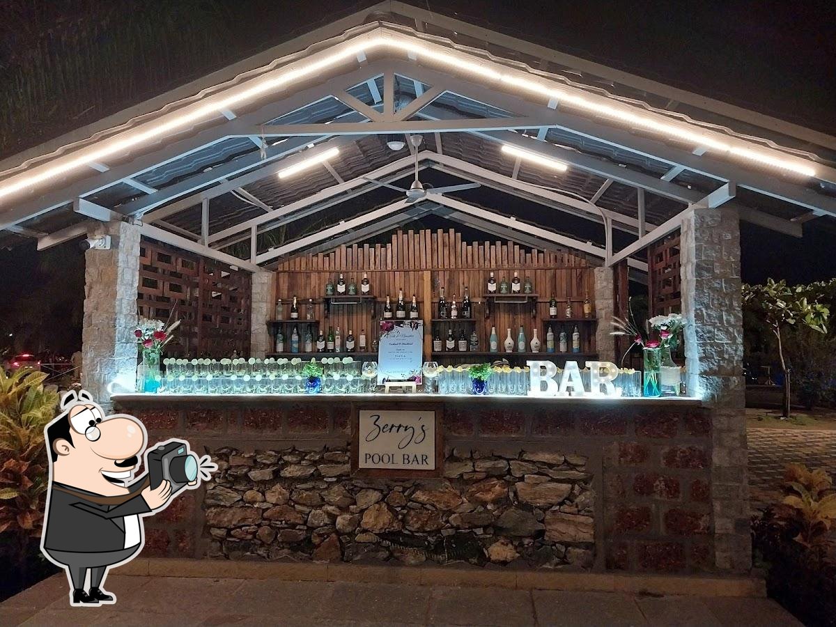 Tapsters Bar service Goa, Margao - Restaurant reviews