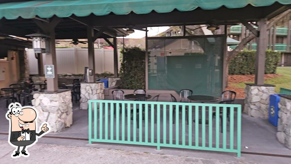 Chip 'n' Dale's Deli, Bay Lake - Restaurant menu, prices and reviews