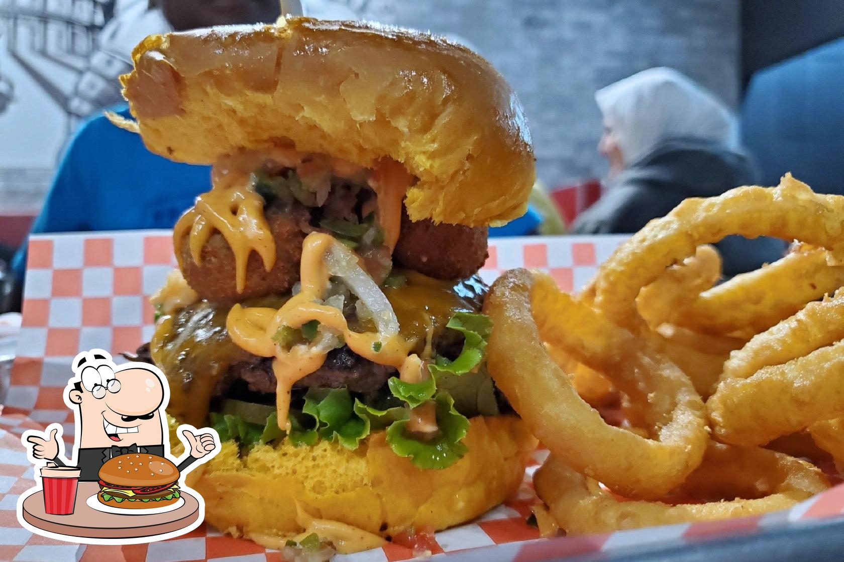 Gladiator Burger & Steak, 6039 Erin Mills Pkwy in Mississauga ...