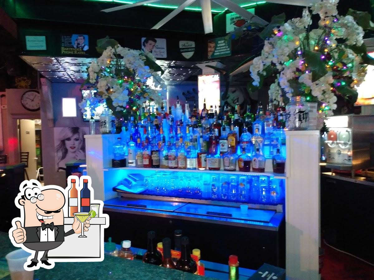Rumors Bar, 3102 Seawall Blvd in Galveston - Restaurant reviews
