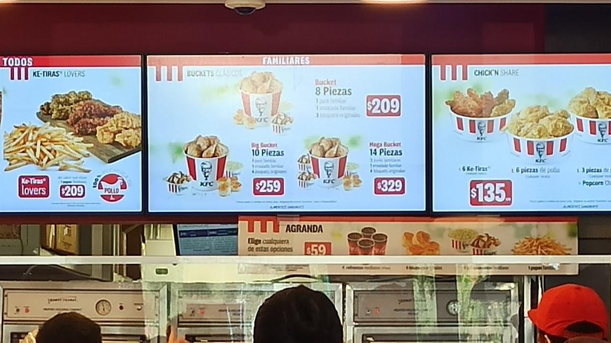Menu at KFC restaurant, Tizayuca