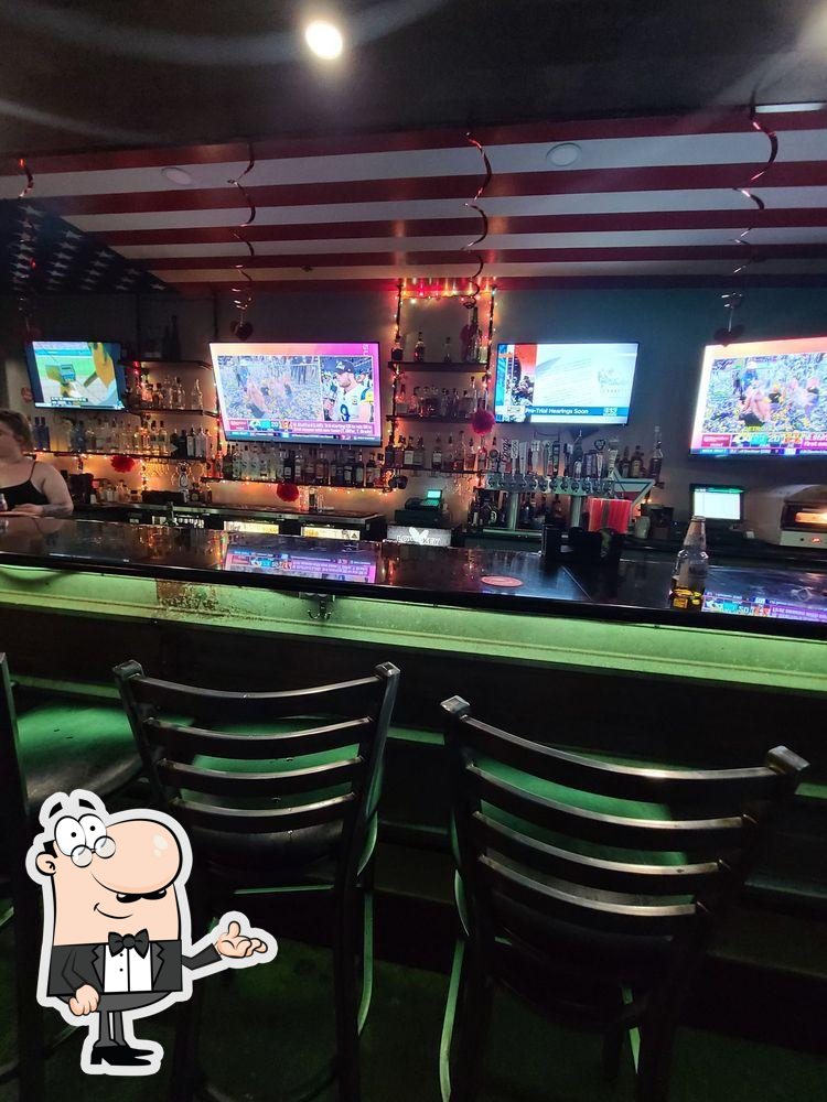 Low Key Saloon in Modesto - Restaurant reviews