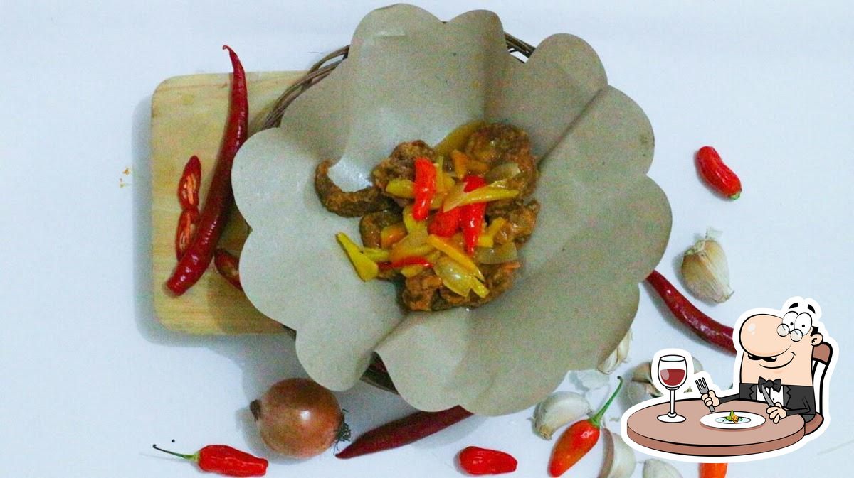 Restaurante Ayam Geprek Rambo De Yuna, South Kuta - Opiniones del ...