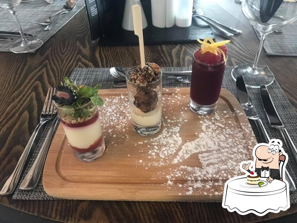 The Black Bull, The Black Bull, 7 Market Pl in Donington - Restaurant ...