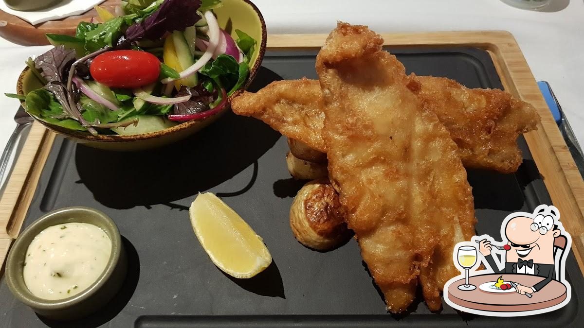 Marine Lounge Bar in Fremantle - Restaurant menu and reviews