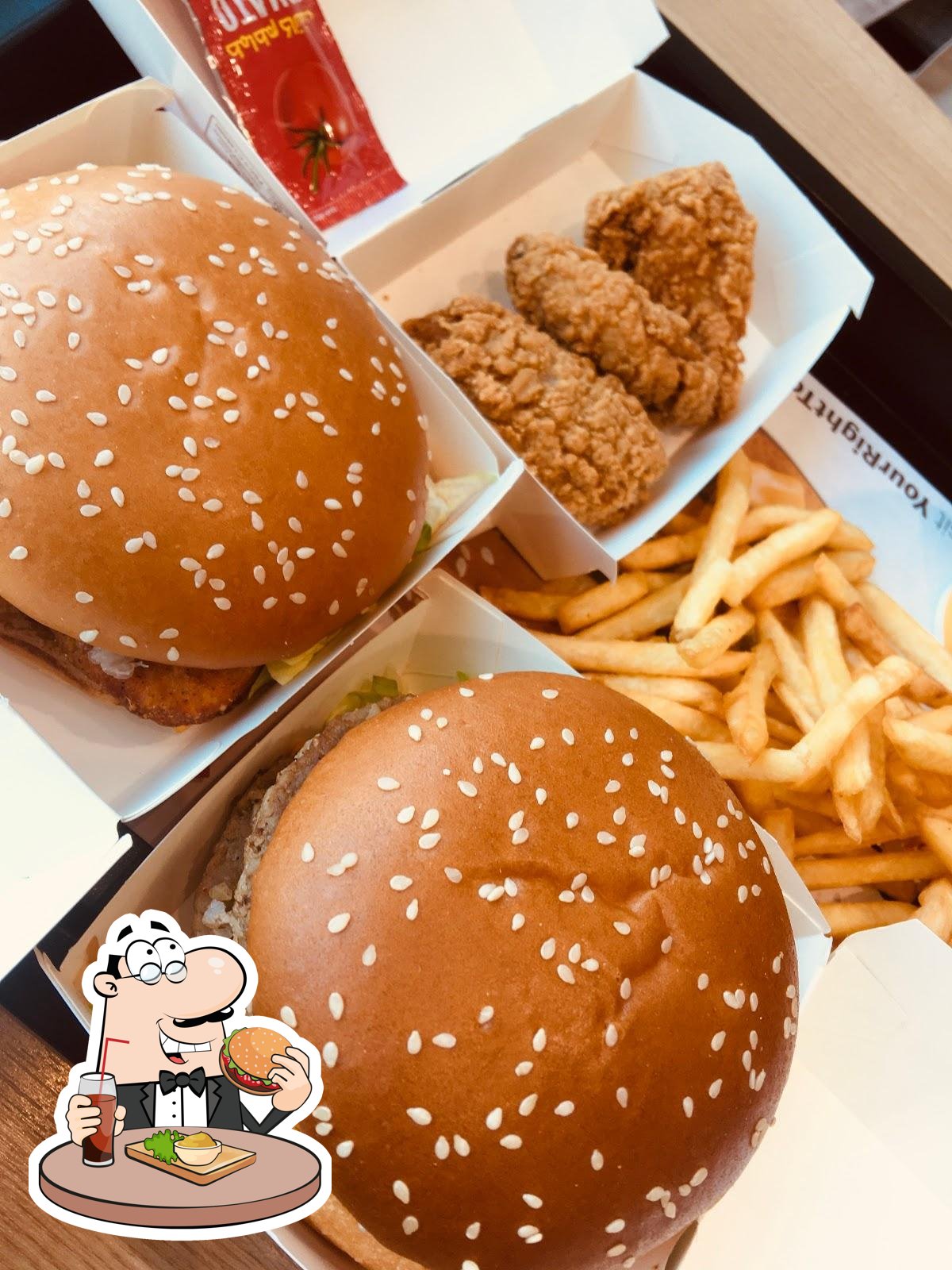 Mcdonald corniche restaurant, Abu Dhabi - Restaurant reviews