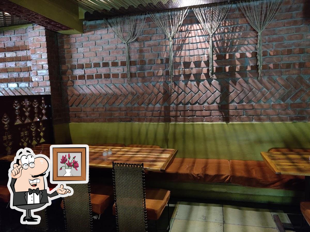 Jassi De Parathe, Ahmedabad - Restaurant menu, prices and reviews