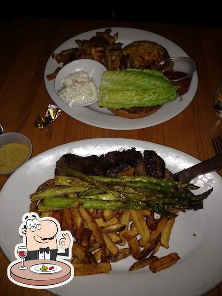 Inlet Seafood Restaurant in Montauk - Restaurant menu and reviews