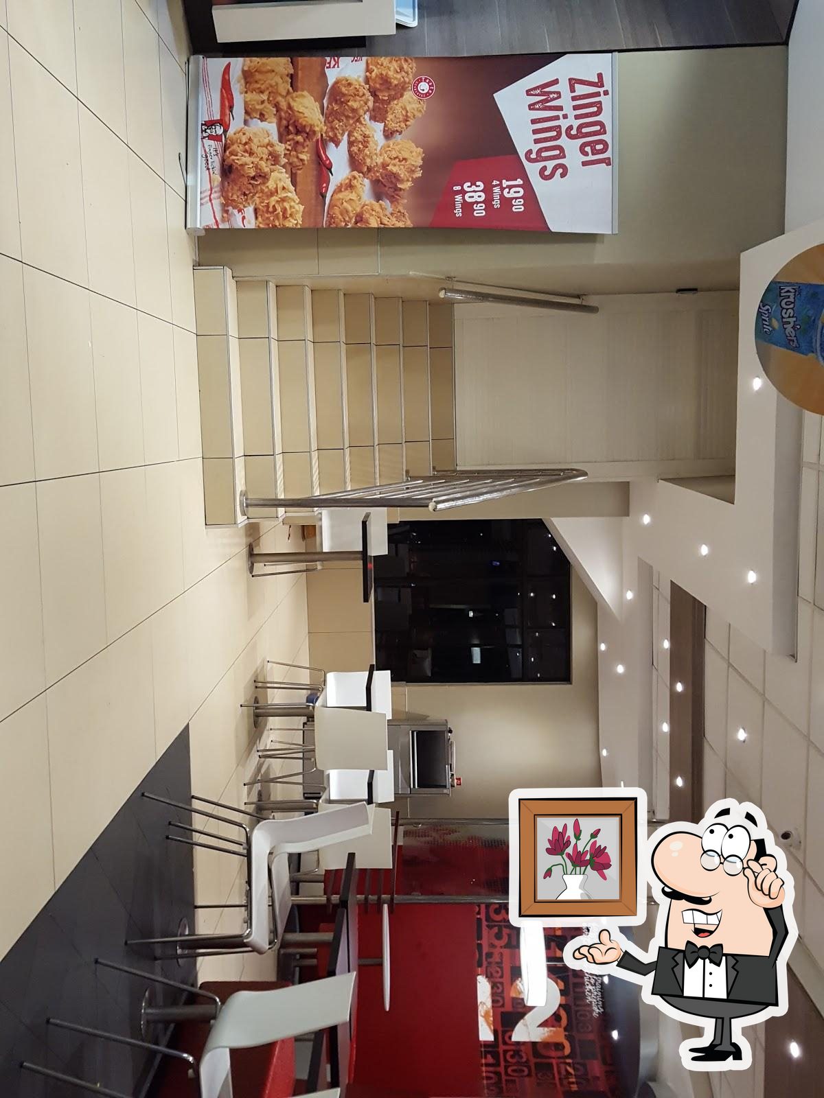 KFC Phoenix Plaza, Phoenix - Restaurant menu, prices and reviews