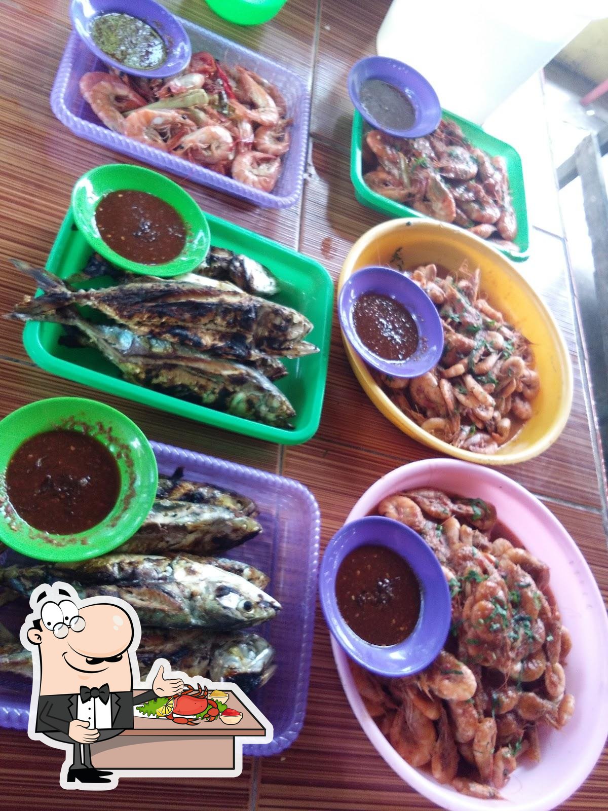 Rumah makan seafood pak Rizal restaurant, Pekan Sialang Buah ...