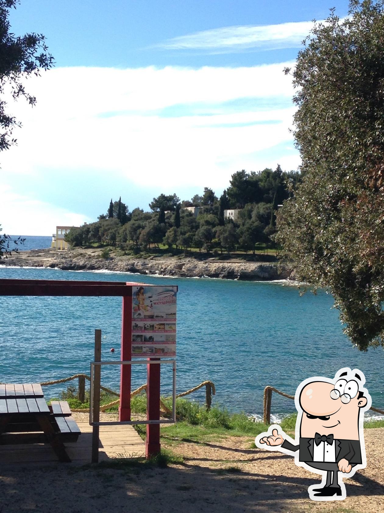 Zeppelin - Beach & lounge bar, Pula - Restaurant reviews