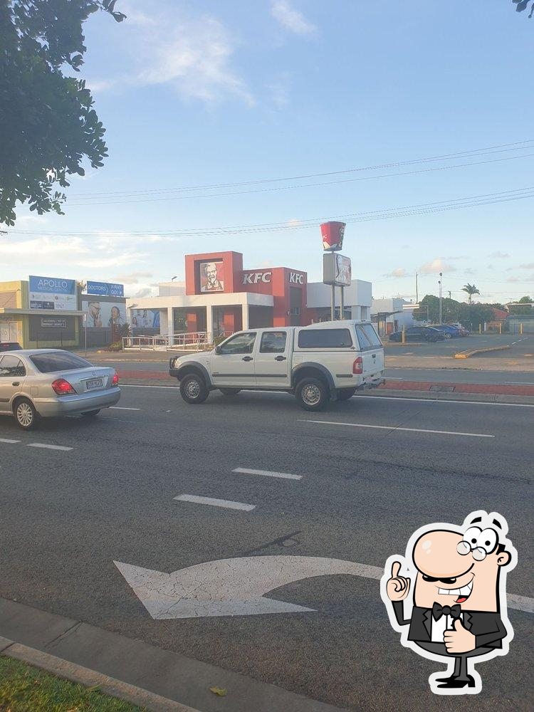 KFC Caloundra, 73B Bowman Rd in Caloundra - Restaurant menu and reviews