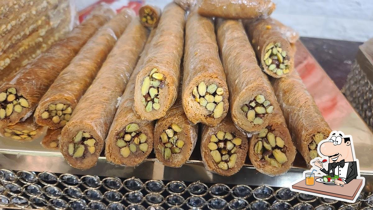 Donya Bakery in Chicago - Restaurant menu and reviews