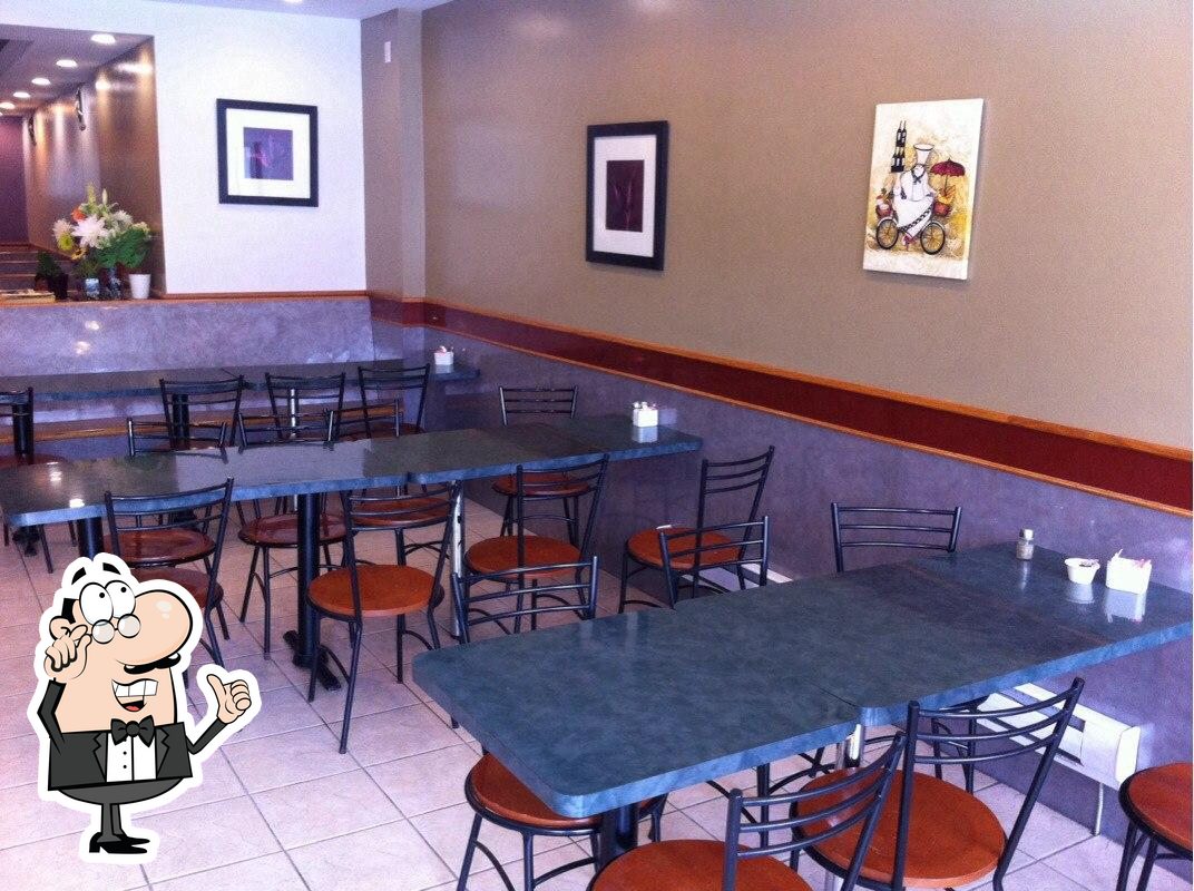 Sandy's Restaurant in Toronto - Restaurant menu and reviews