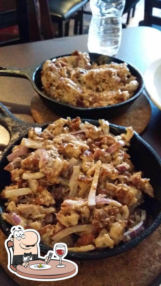 Mama Fina's in Elmwood Park - Restaurant menu and reviews