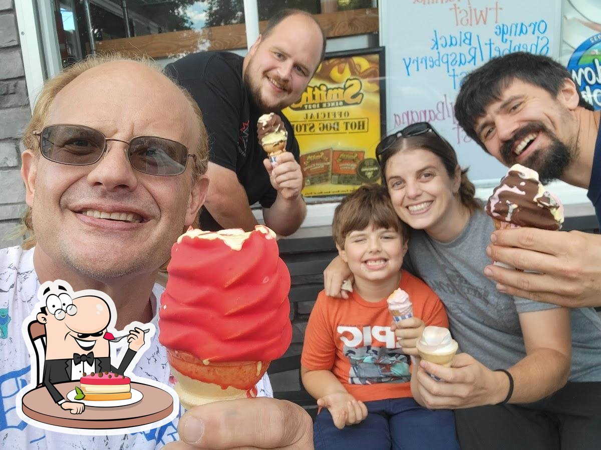 Whippy Dip in Erie - Restaurant menu and reviews