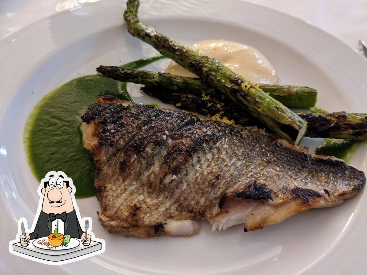 Sails Restaurant in Naples - Restaurant reviews