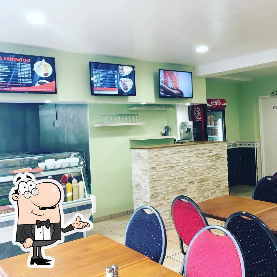 Chicken Family pizzeria, Sens - Restaurant reviews