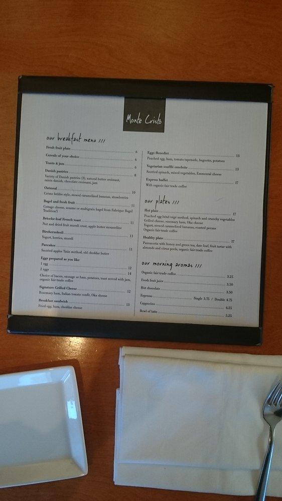 Menu at Monte Cristo restaurant, Québec City