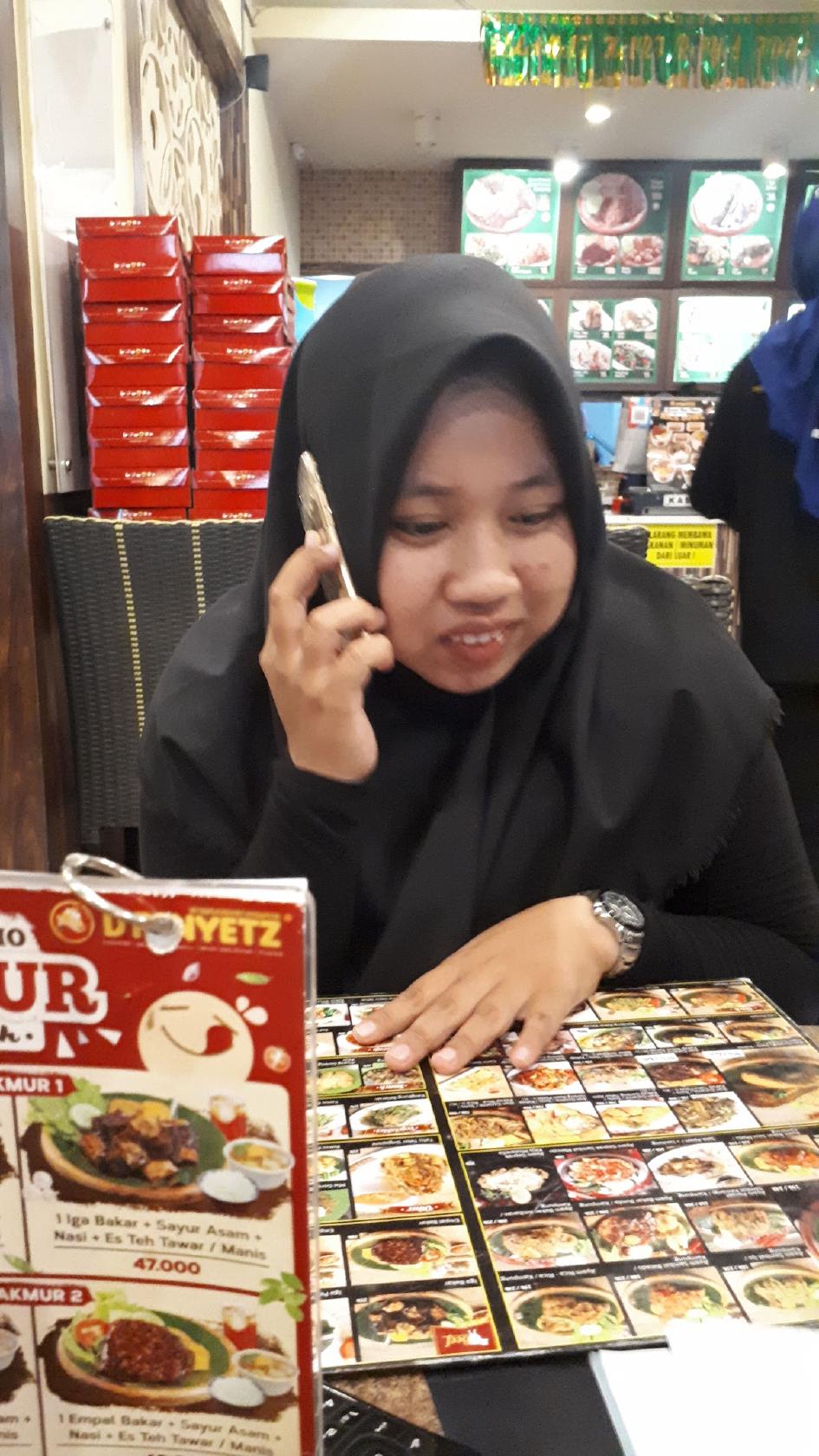 Menu at Ayam D'Penyet restaurant, Makassar