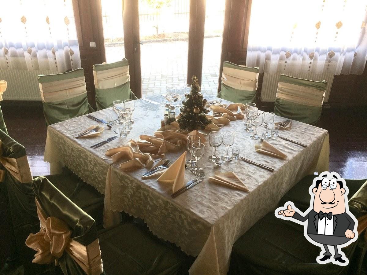 Restaurant Phoenix Moinesti, Moinești