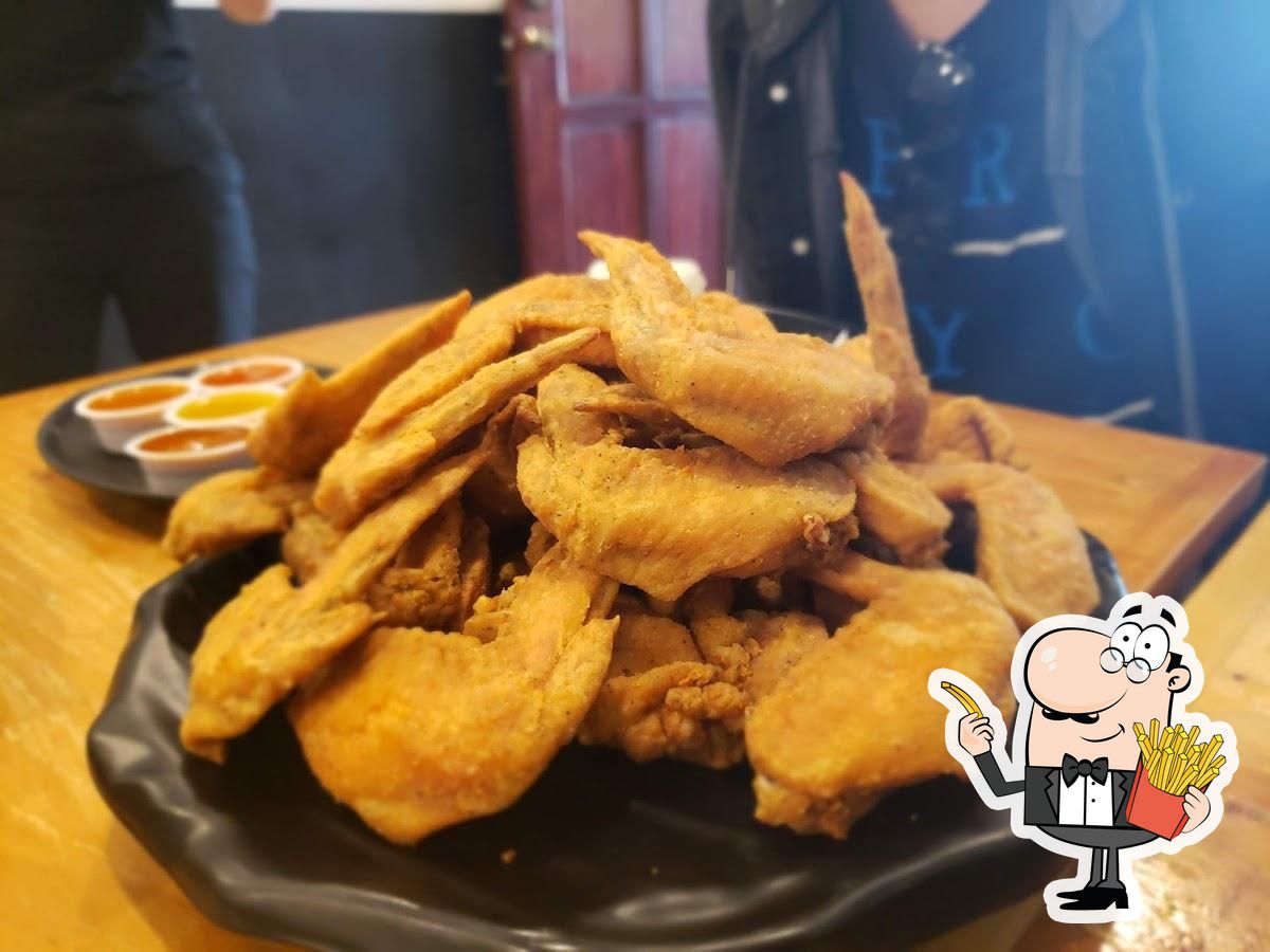 Wing Bites restaurant, Calamba, St Dominic St - Restaurant reviews