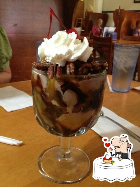 Taggarts Ice Cream in Canton - Restaurant menu and reviews