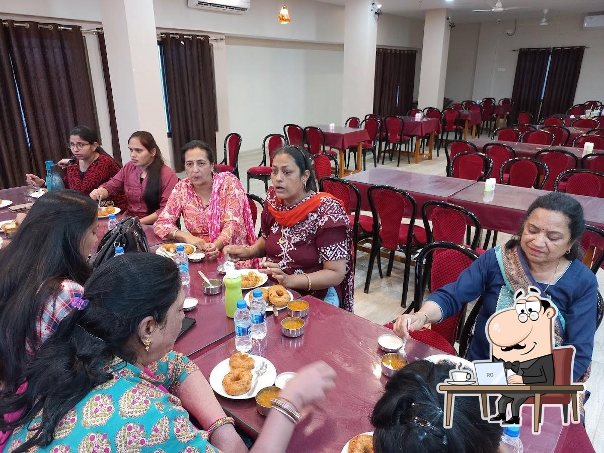 Indian Coffee House Maihar, Hardua Kalan - Restaurant menu, prices and ...