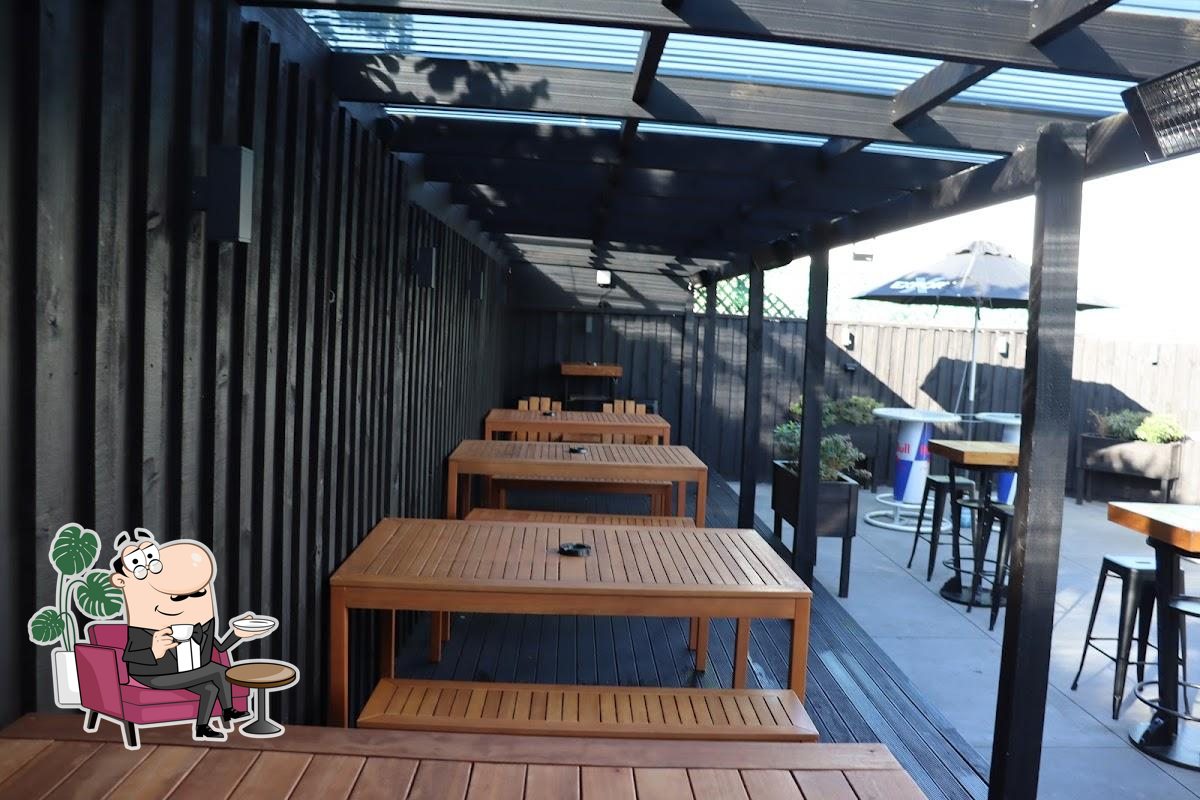 The Pendulum Bar & Eatery in Palmerston North - Restaurant reviews