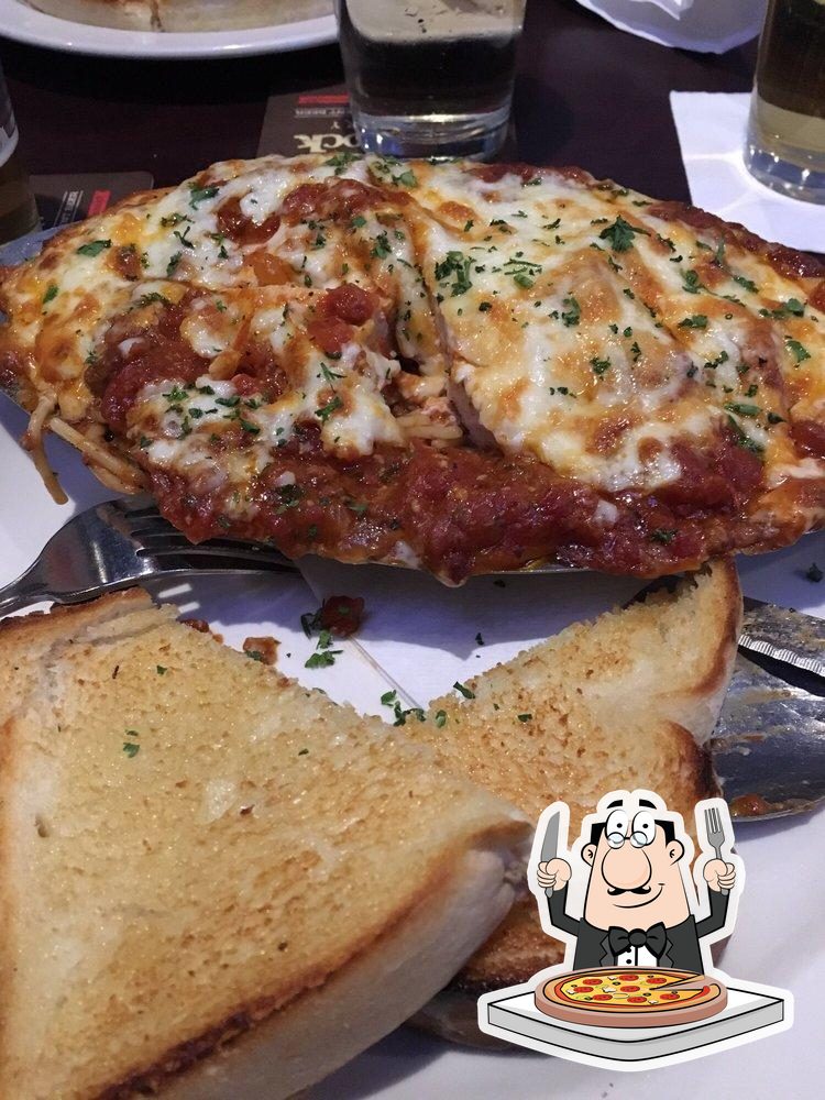 Bella Roma Restaurant & Pub in Calgary - Restaurant reviews
