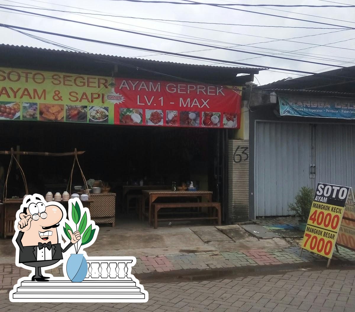 WM Soto Seger Dan Geprek restaurant, Semarang