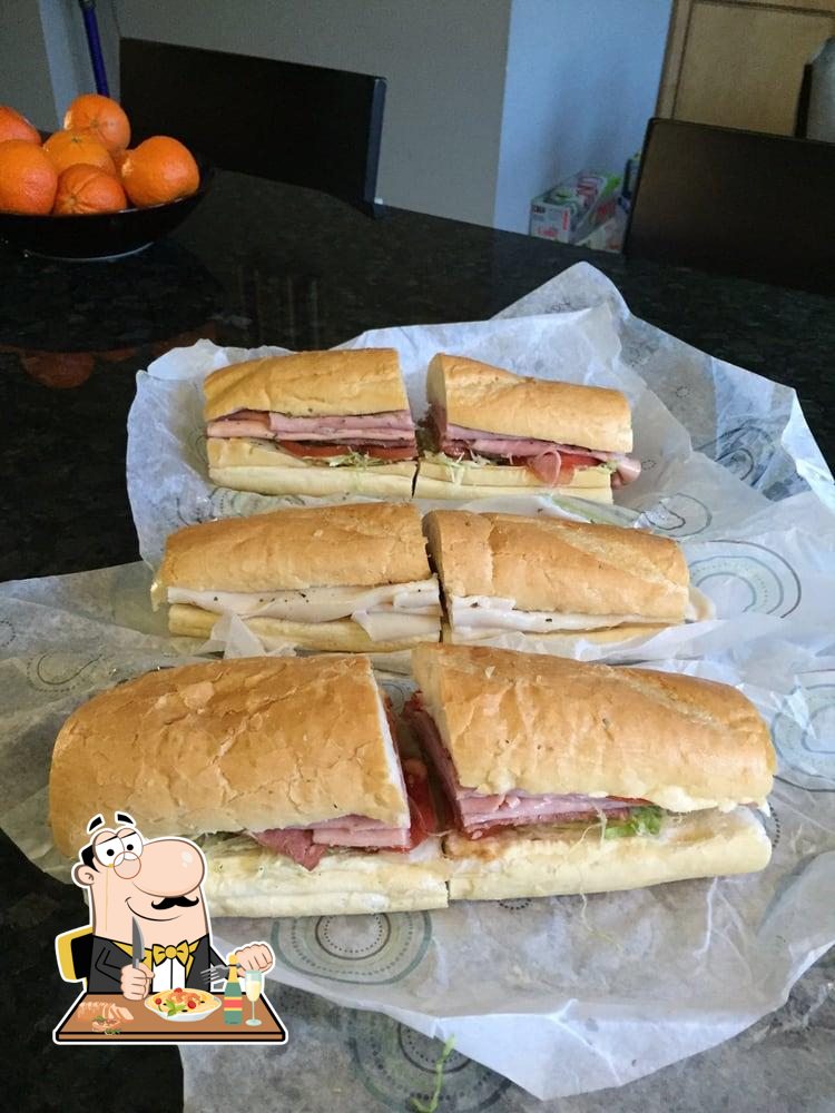 Hero's Submarine Sandwich Shop in Chicago - Restaurant menu and reviews