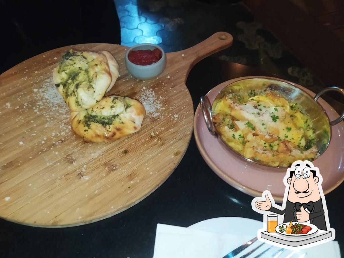 Moonshine Menlyn, Pretoria - Restaurant menu, prices and reviews